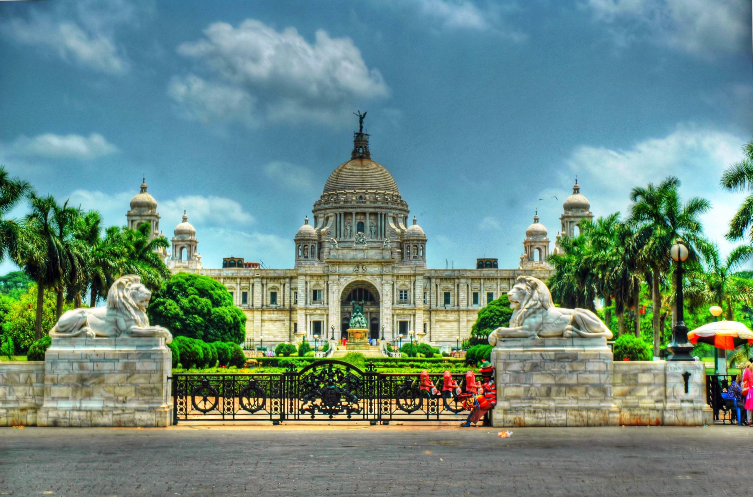 Enjoy the most beautiful places to visit in Kolkata